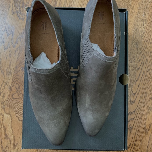 Frye | Shoes | Frye Bootie Eleanor Western Shootie Grey Sz 9 Nib | Poshmark